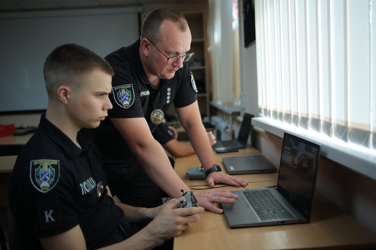 Unmanned Aerial Vehicles in Police Work: Elective Course at DSUIA
